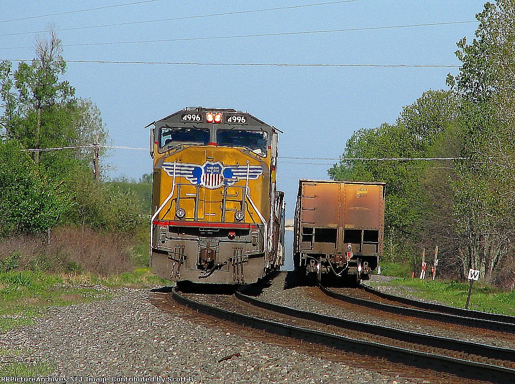 UP 4996 358 as 681 heads west 8:50